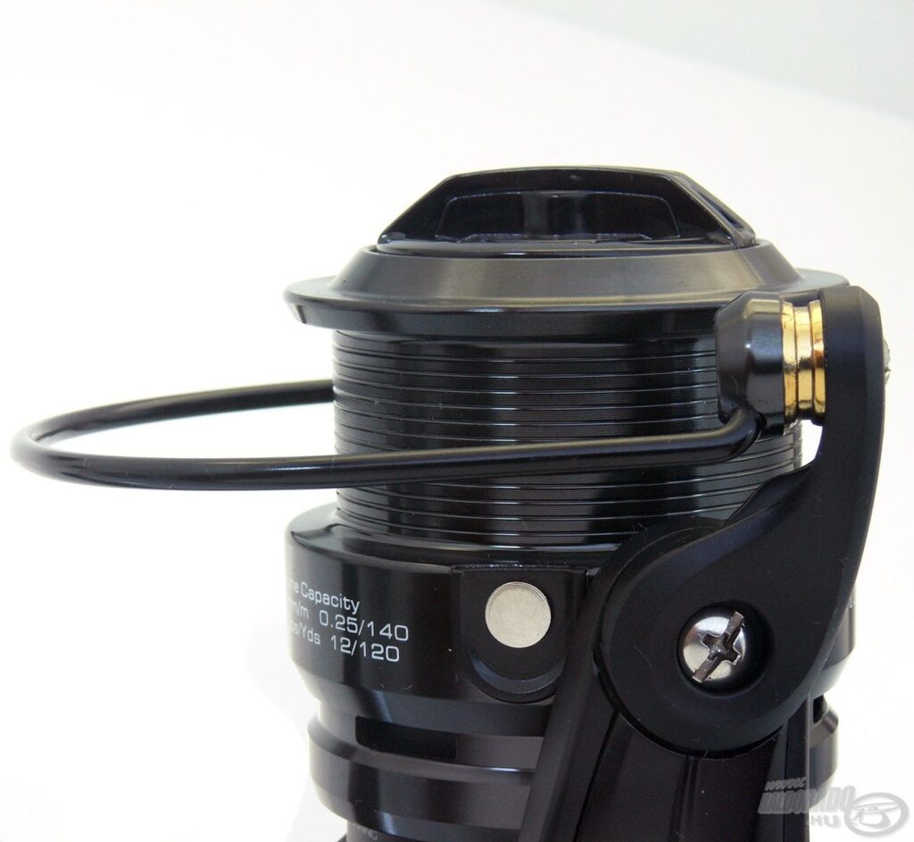 By Döme Team Feeder Power Fighter PRO 6000 - Las Carp